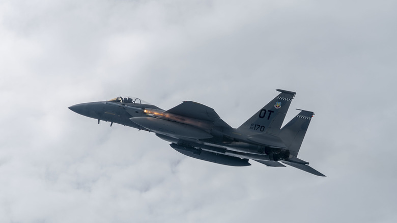Stealth vs. speed: A look at trade-offs in modern fighter jet design
