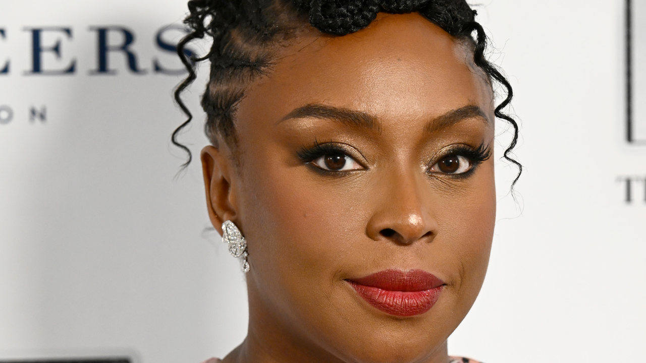 ‘This weight is too heavy’: Chimamanda Ngozi Adichie alleges medical ...