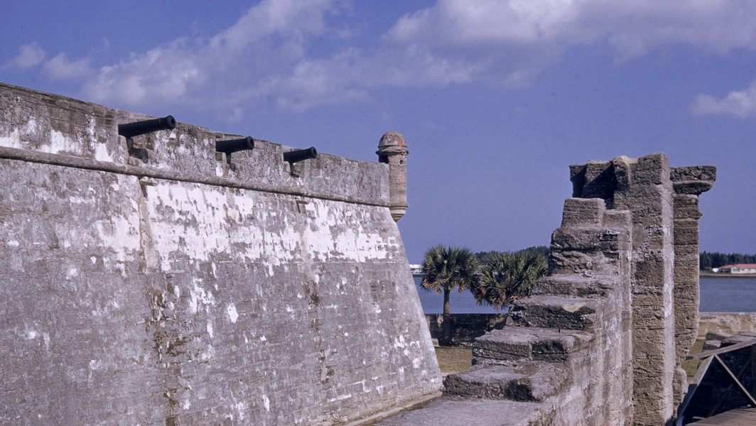 17 historic US forts with remarkable stories
