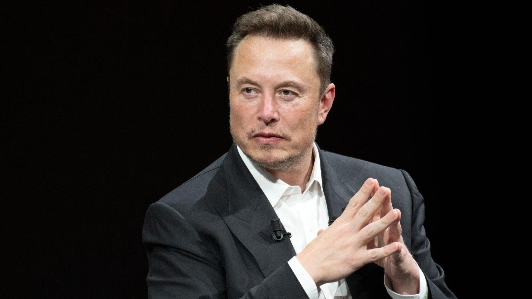 Elon Musk is closing in on a $1 trillion fortune