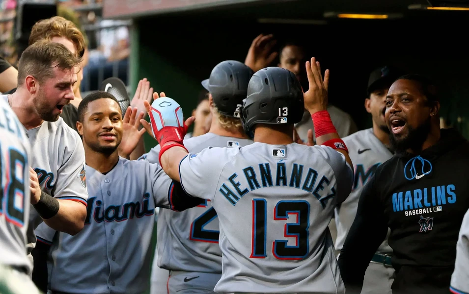 Pirates edge Marlins 3-2 to snap six-game streak