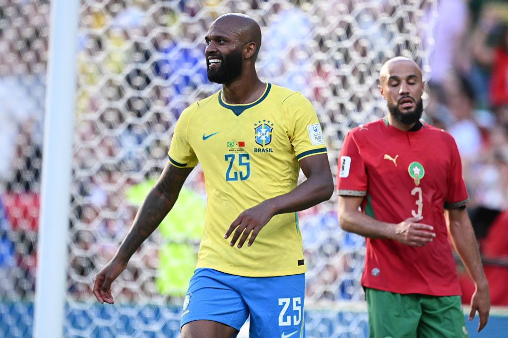 Igor Thiago horror miss slammed by Gus Poyet during Brazil vs Morocco