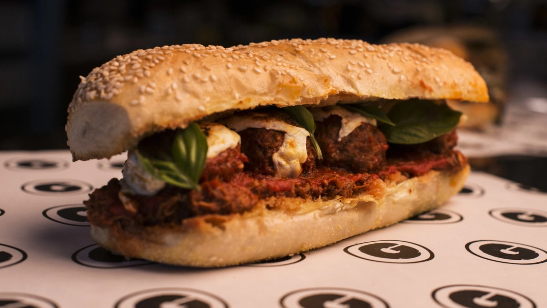 4 chain restaurants serving standout meatball subs