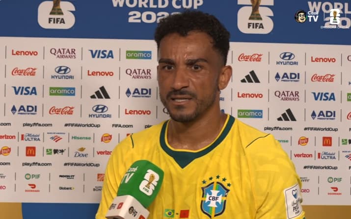 Danilo projeta próximo jogo da Seleção Brasileira e alerta para 'soberba'