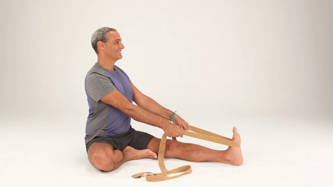 Improve hip mobility for comfortable cross-legged sitting