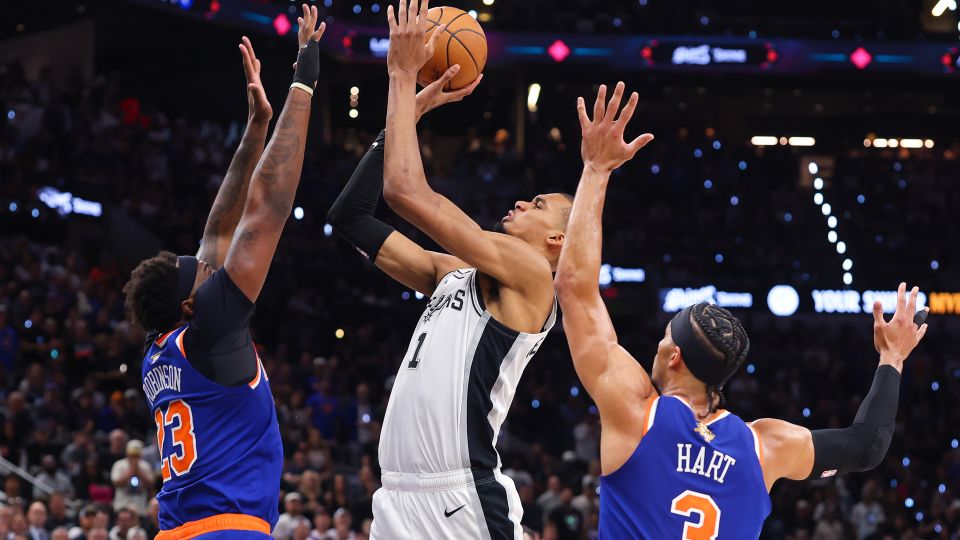 The Knicks trail as they try to clinch their first NBA title in more ...