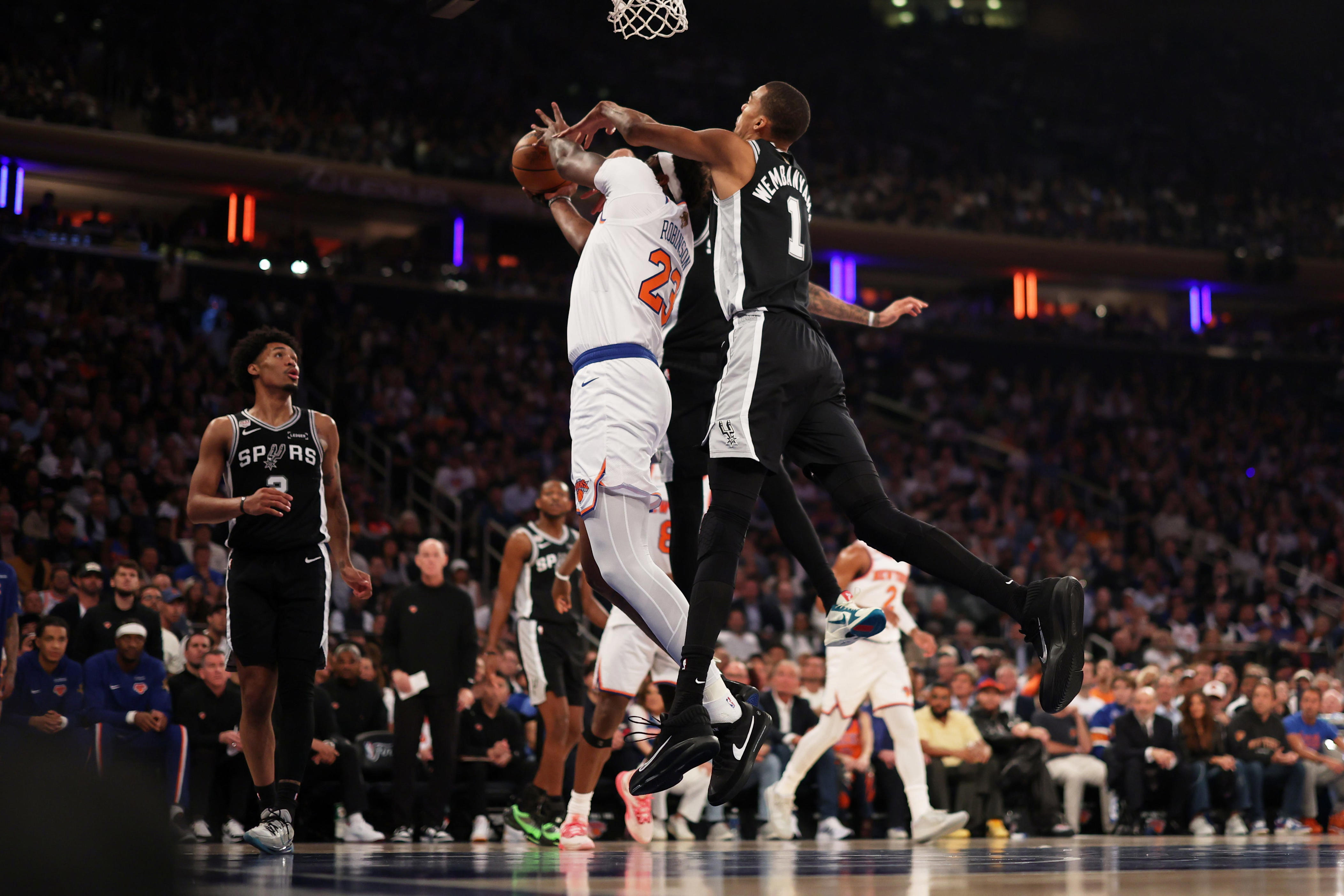 Mitchell Robinson is Pensacola's first NBA champion