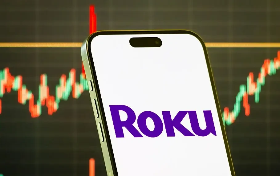 Roku shares soar 20% on early-stage sale talks