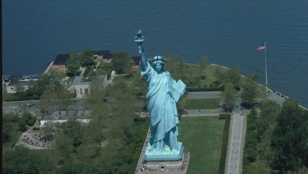 9 aerial views of America in 1952