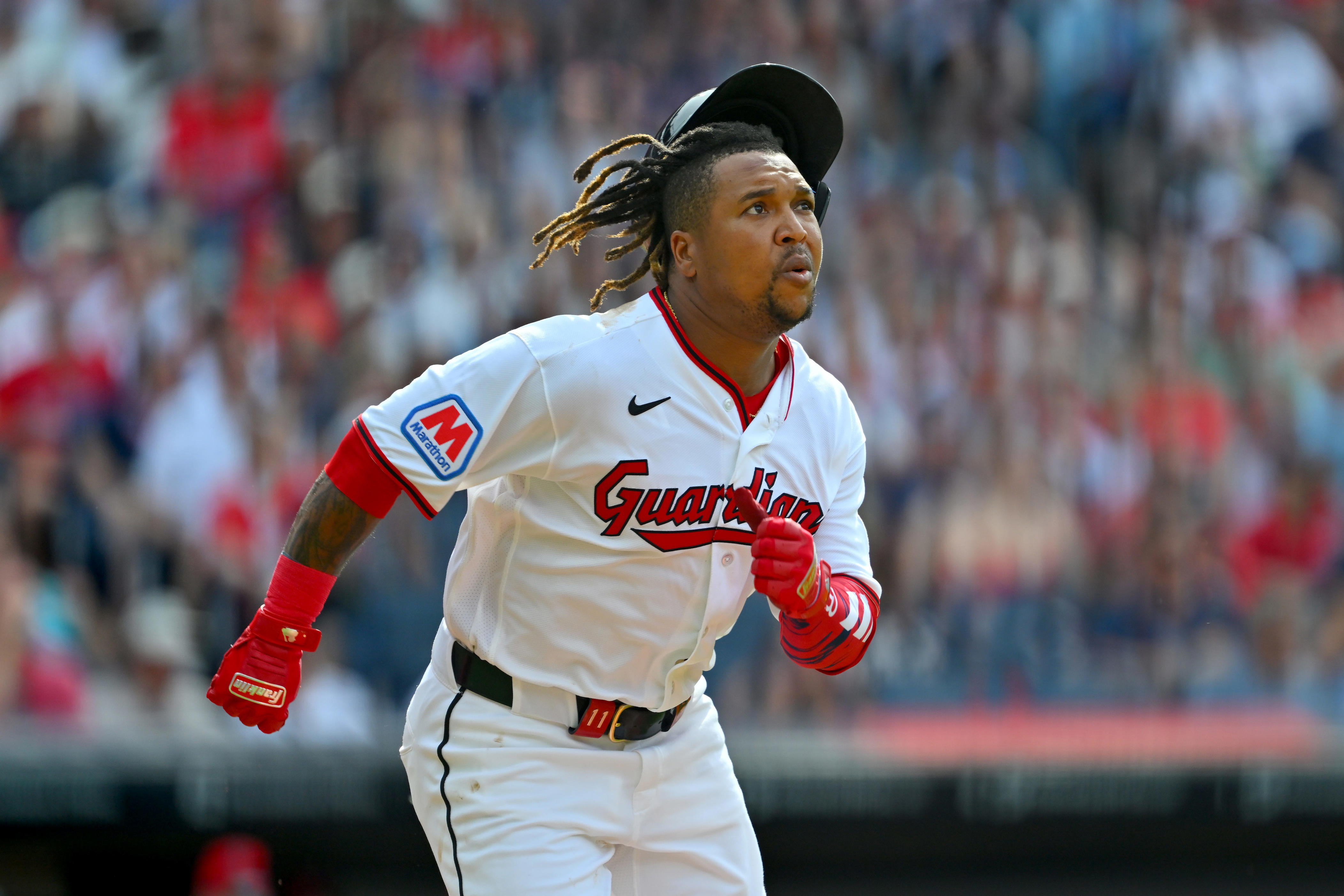 Guardians' Jose Ramirez headed to injured list with broken left hamate bone