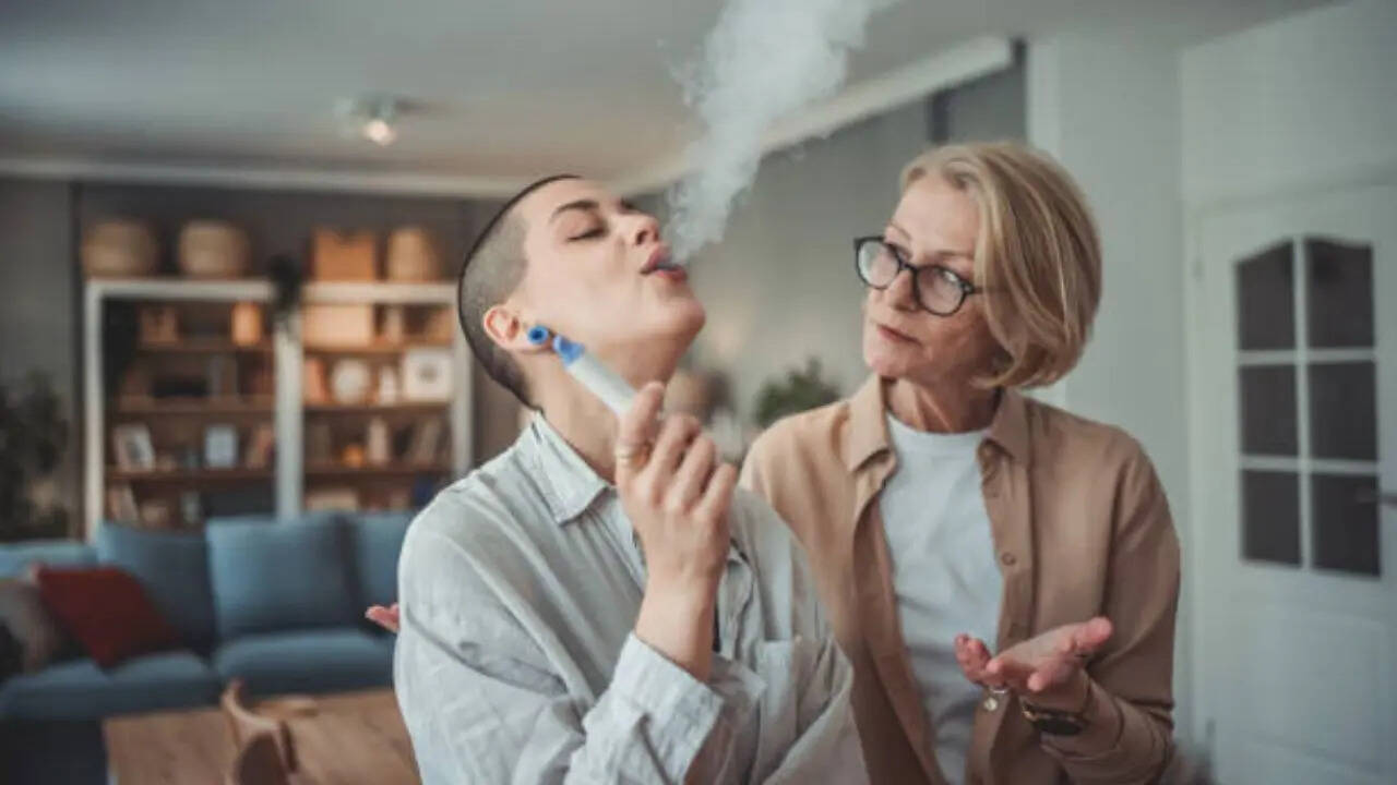 As flavoured e-cigarettes gain approval, US parents face a new vaping ...