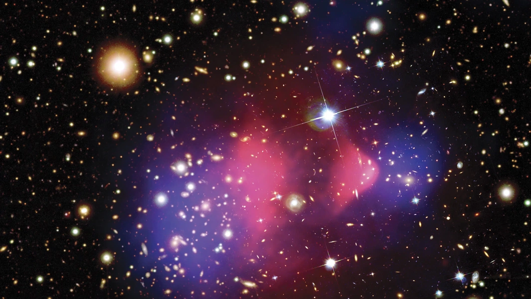 Hubble captures galaxy cluster bending light across universe