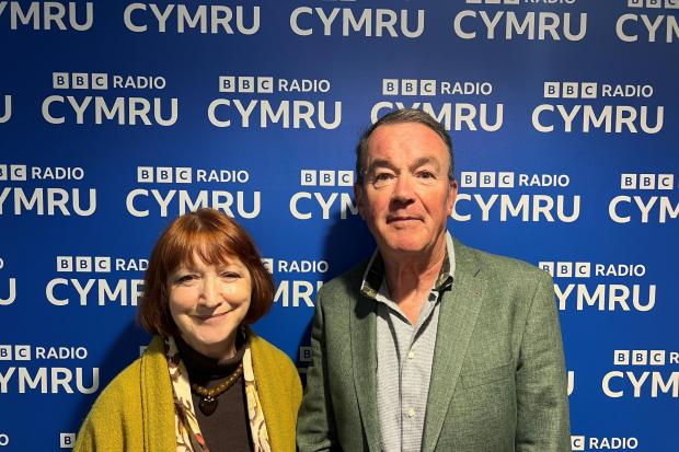 Former judge Nic Parry to examine criminal cases in new true crime podcast