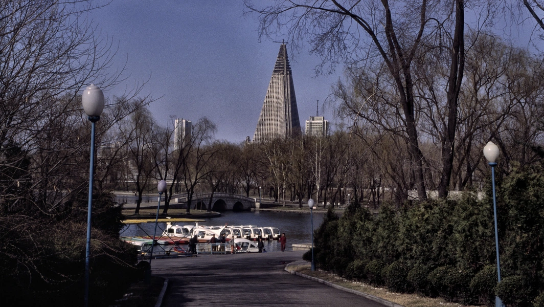 15 controversial buildings and their polarizing legacies