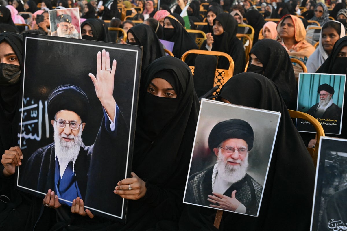 Iran live: Tehran rules out signing peace deal on Sunday