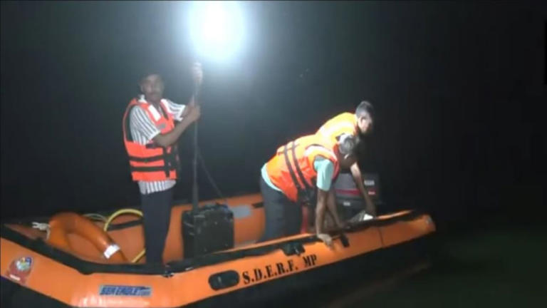 Gwalior: Two medical students drown in Tighra Dam; search underway