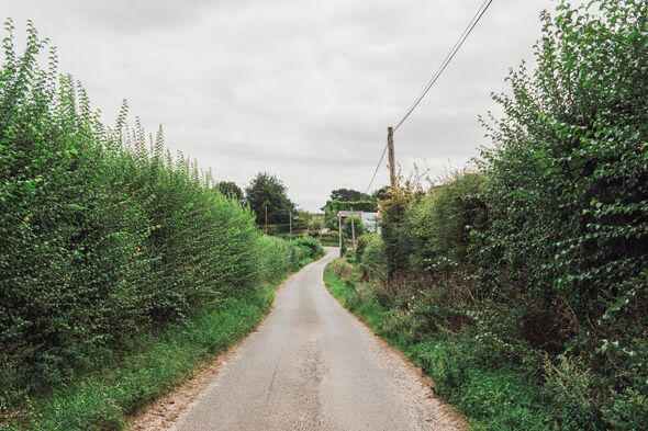 Drivers are just finding out reason many narrow country lanes have ...