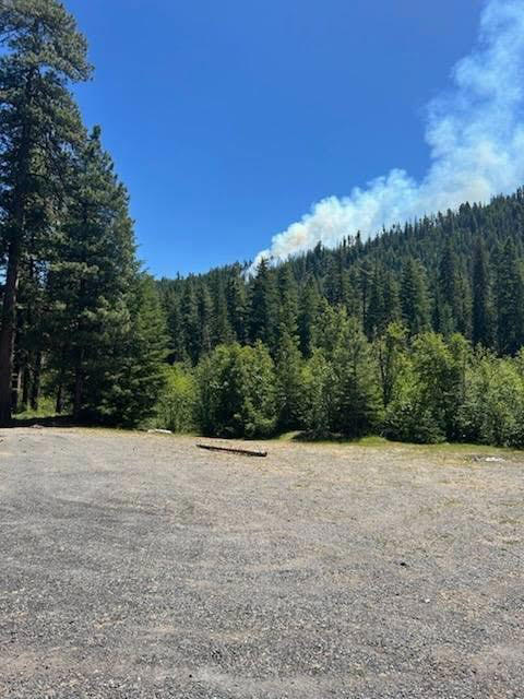 Military aircraft crashes near Rimrock Lake, sparks wildfire