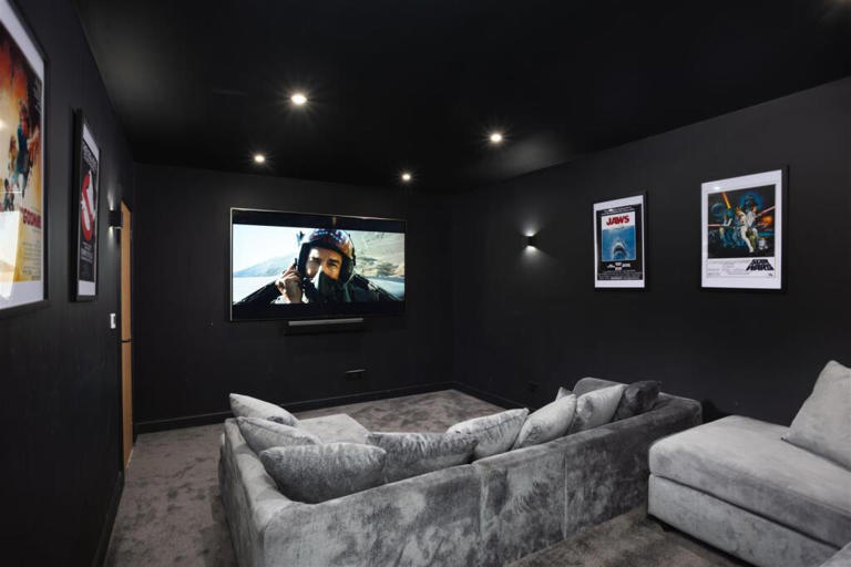 Take a look at this astonishing £3.5m Thorner mansion - equipped with a ...