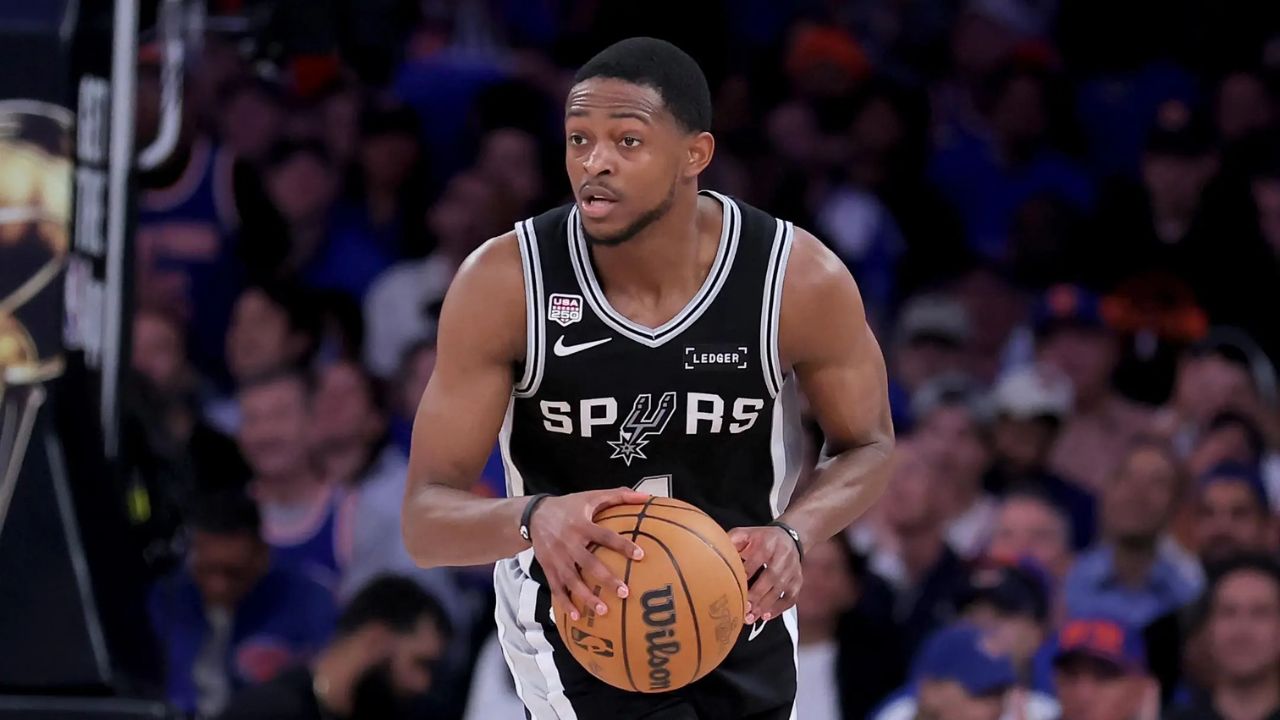3 De’Aaron Fox trades the Spurs could explore this summer