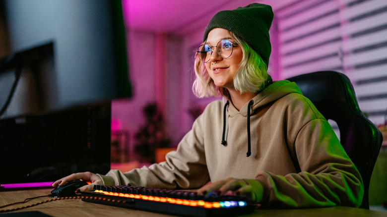 How to save money on energy bills with your next computer monitor