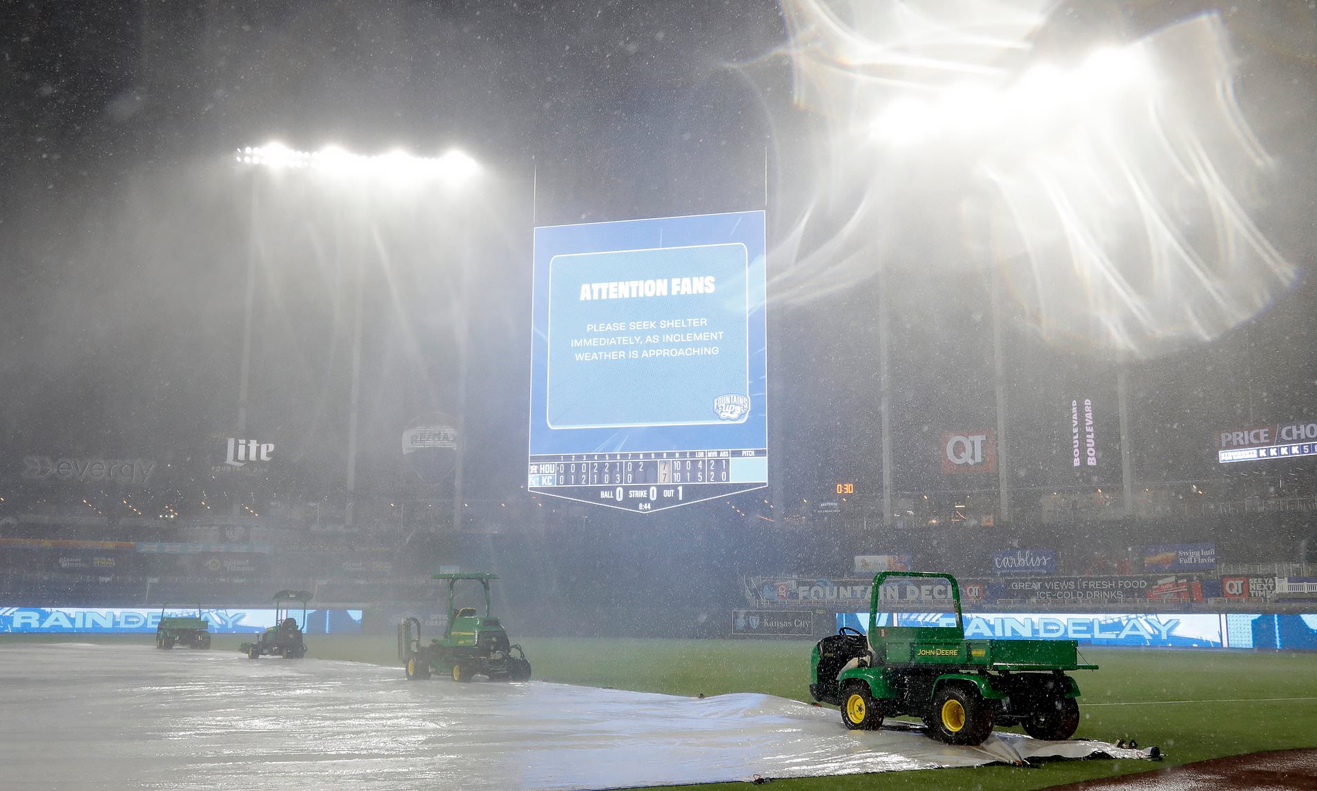 England's World Cup training camp hit with 'Destructive' storm warning
