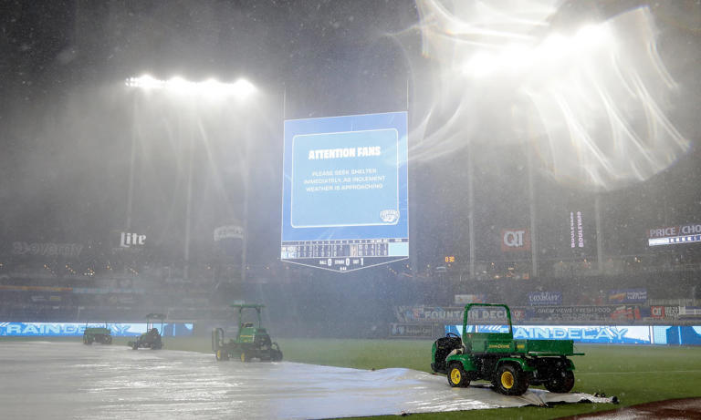 England's World Cup training camp hit with 'Destructive' storm warning