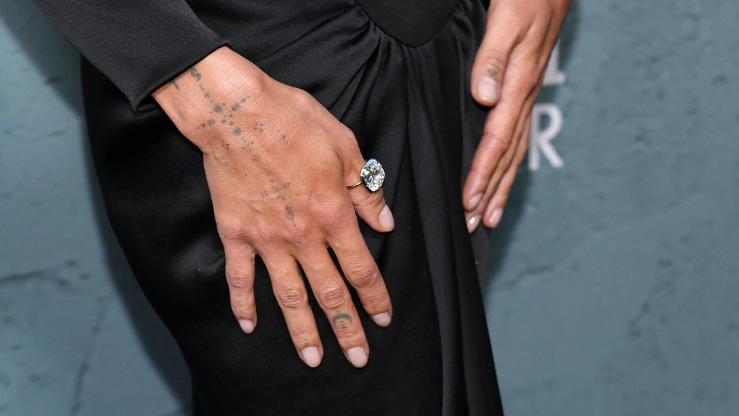 Harry Styles and Zoë Kravitz: Public moments and personal symbols