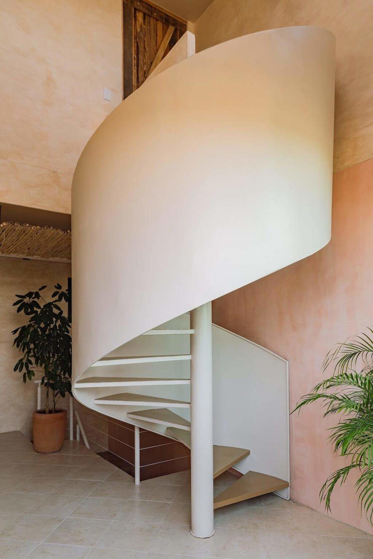 Casa Luz Tampilkan Desain Vernakular Modern Mexico