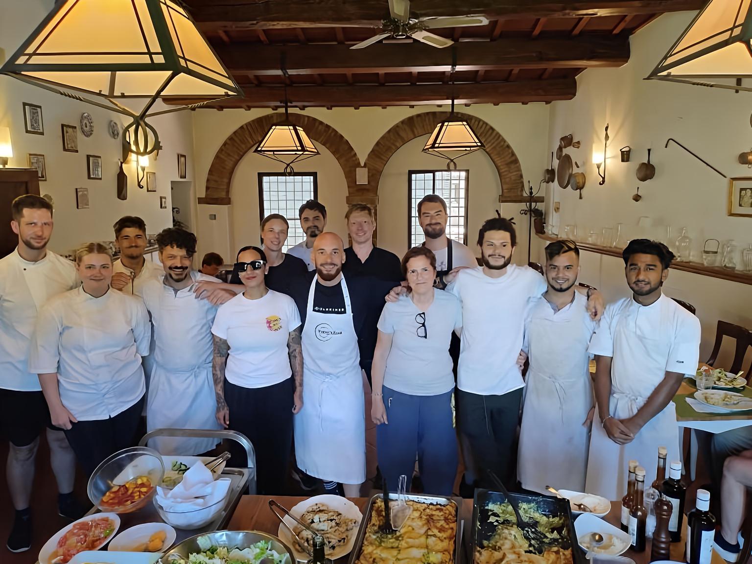 Chef sotto il portico, che bontà. Svelati i cuochi di questa edizione