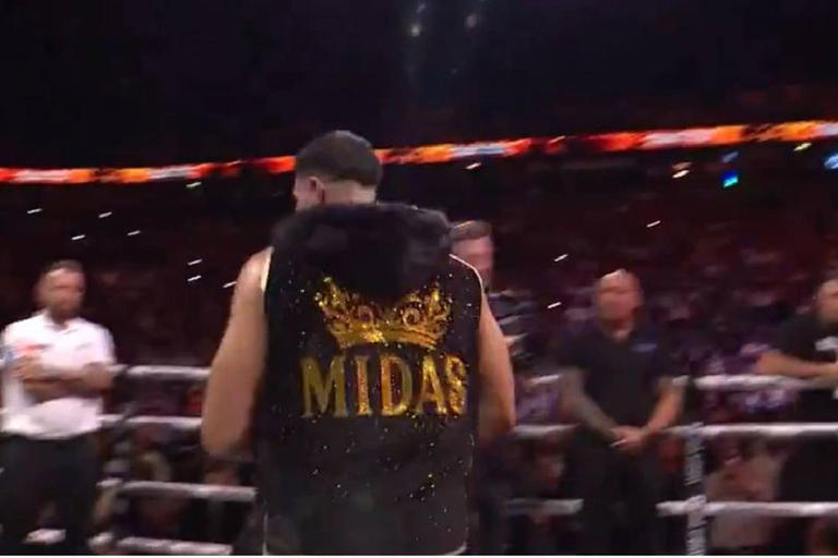 Tommy Fury announces baby son's name during boxing match against Eddie Hall