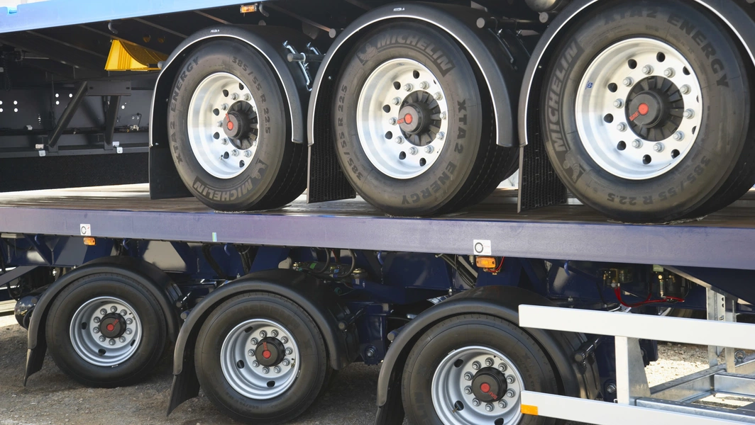 Semi-trailer designs, connections, and key systems