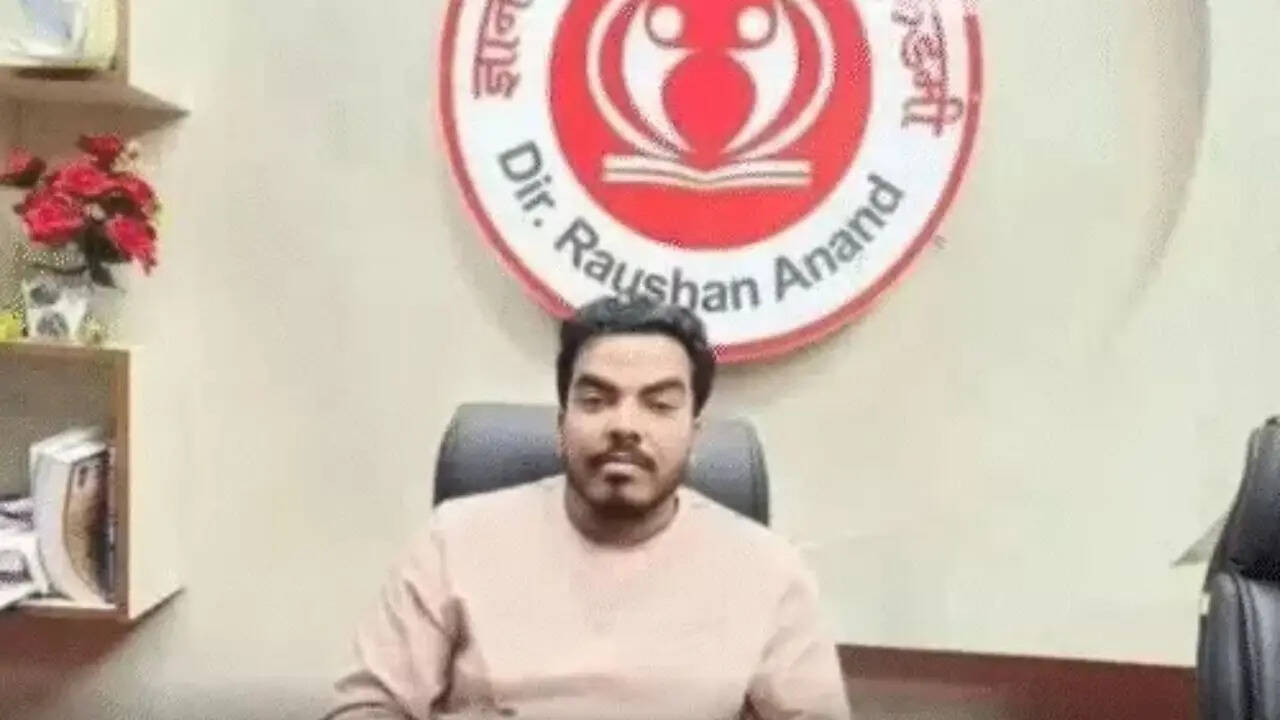 Roshan Anand's brother, accused in Khan Sir's coaching vandalism case ...