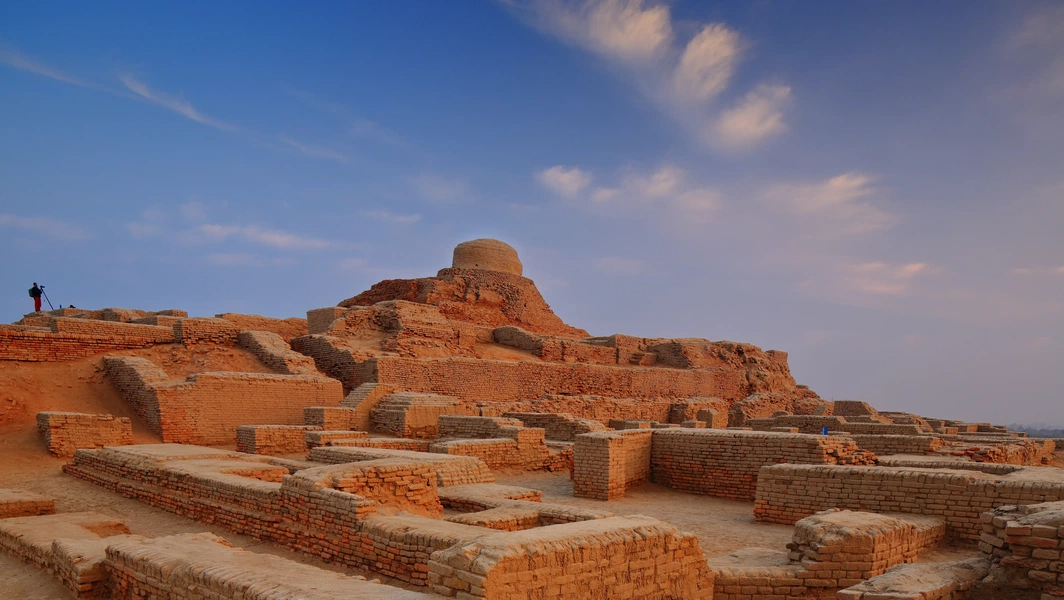 Urban life in the ancient world
