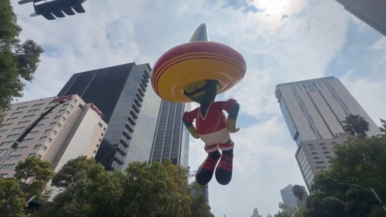 Mexico City celebrates World Cup history with colorful parade