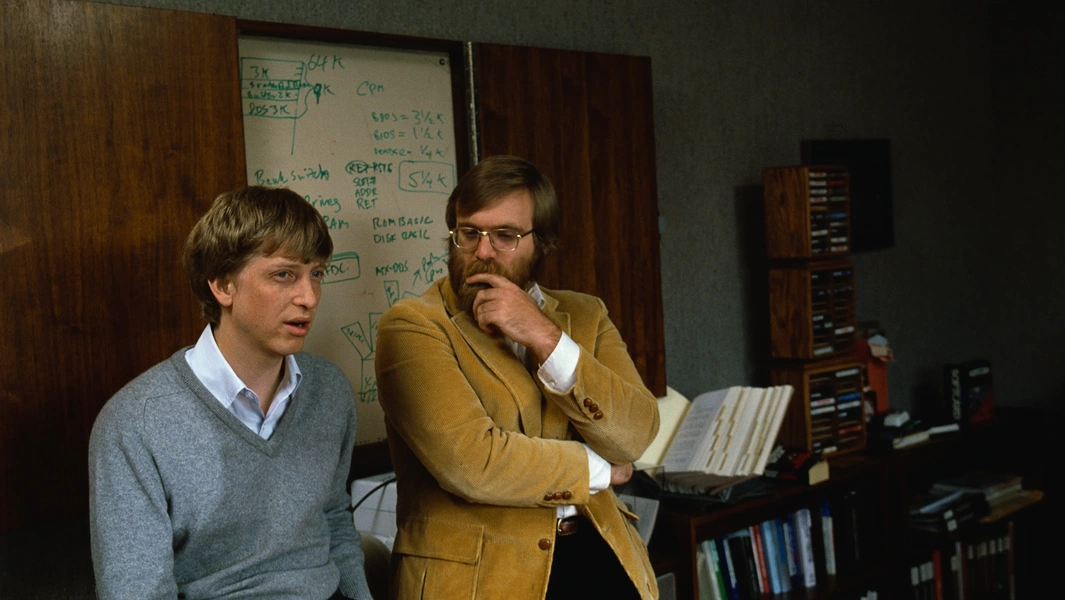 5 rare photos of icons before they were famous