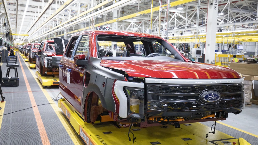 Ford’s $30K electric pickup prototype spotted in California