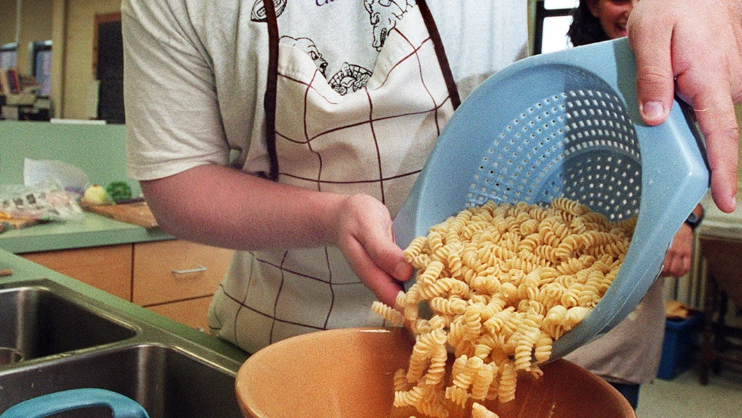 15 pasta shapes chefs prefer over spaghetti