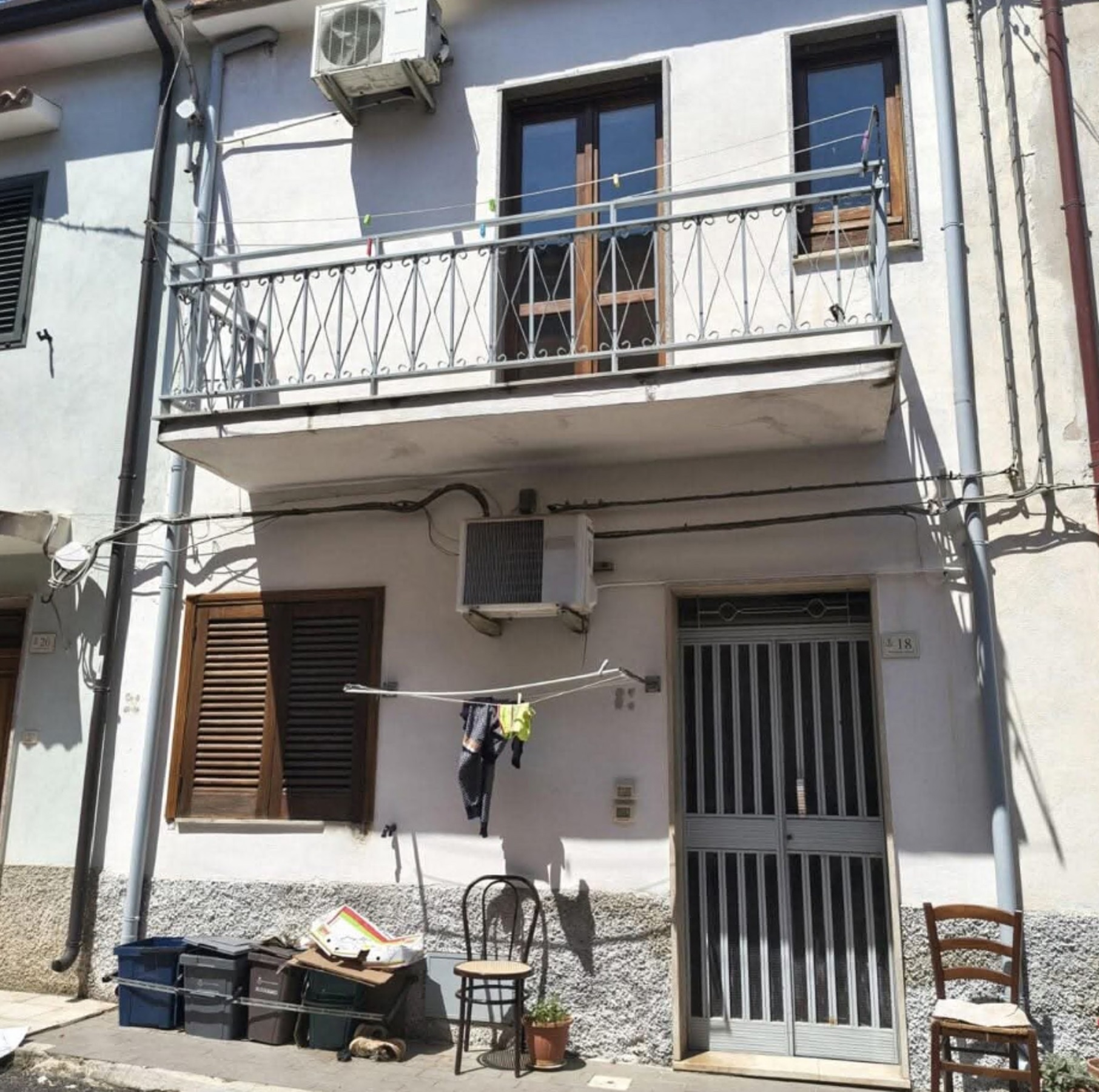 Perquisita la casa in cui vivevano i braccianti uccisi ad Amendolara