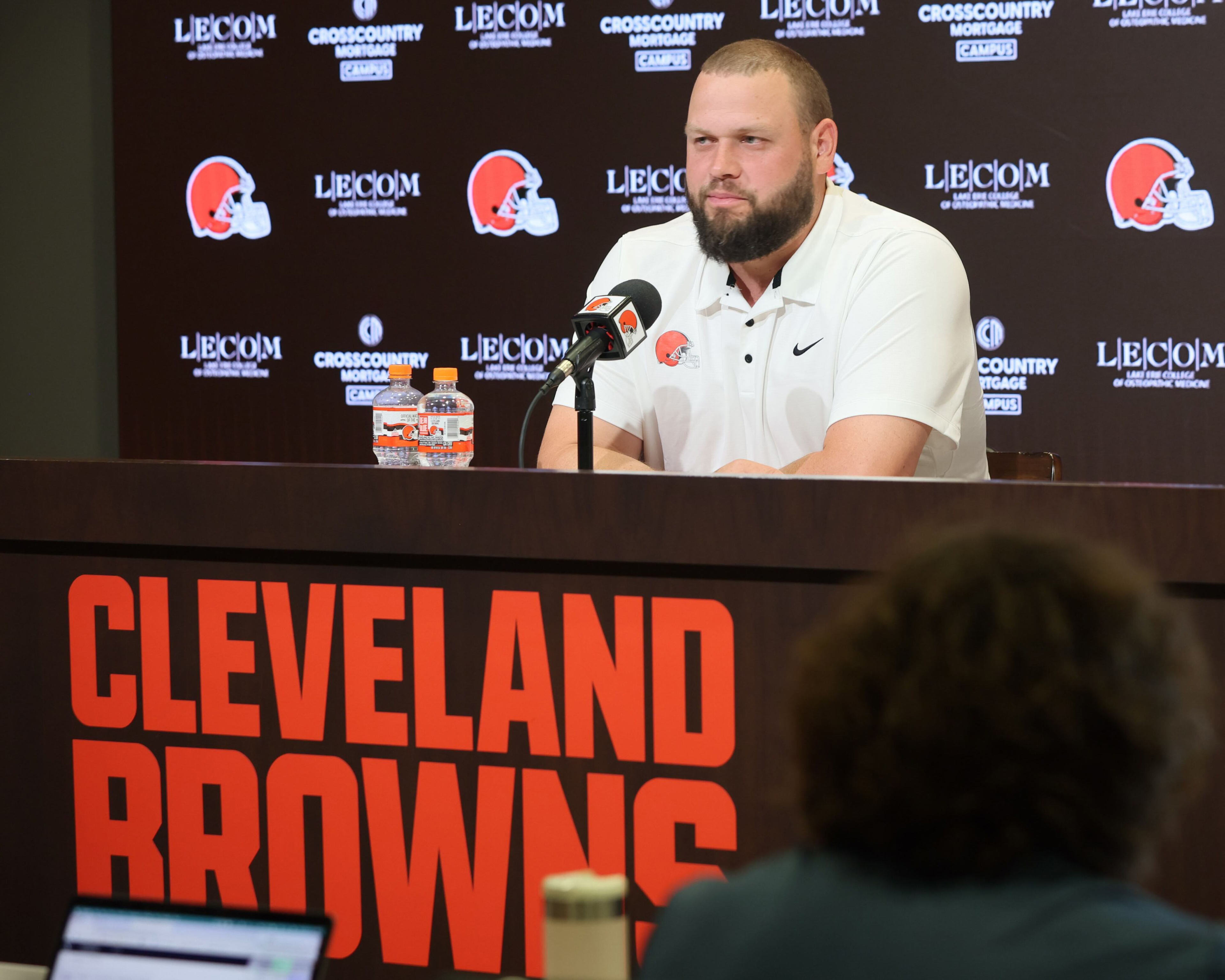 Joel Bitonio’s Hall of Fame case is strong and complicated