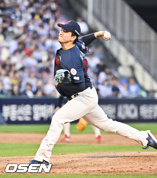 비슬리 이어 마운드 오른 김원중