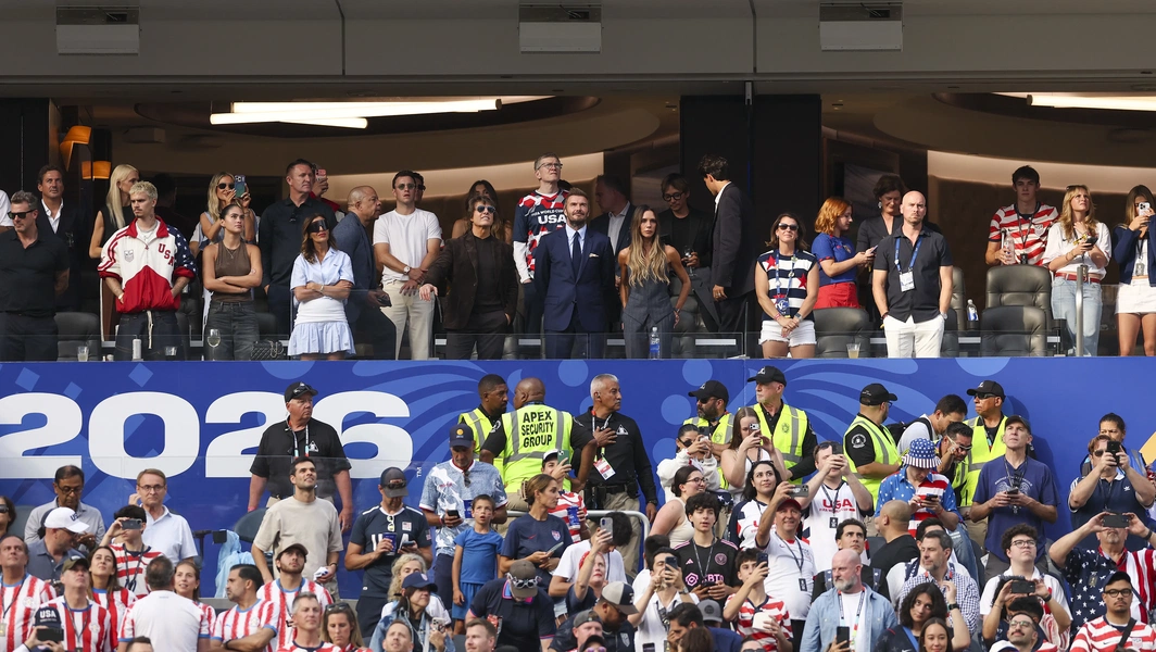 Paris Hilton names Britney Spears in World Cup tribute