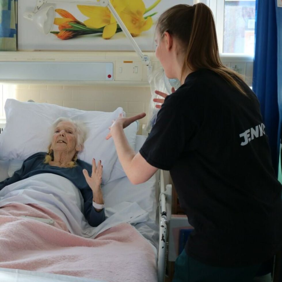 Dance classes brings 'joy' to cancer patients and sick children in hospital