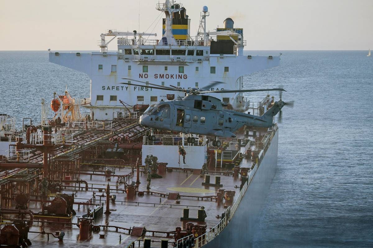 UK intercepts Russian shadow fleet vessel in Channel — ministry