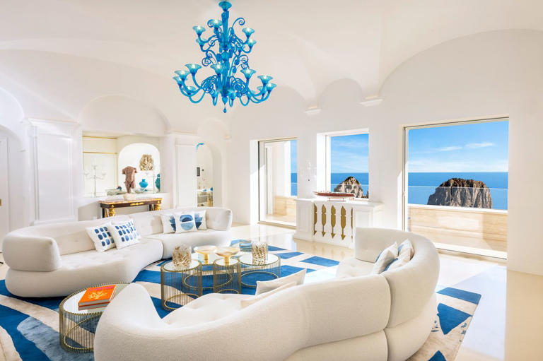 This spectacular private villa on Capri, Italy, has a rooftop terrace ...