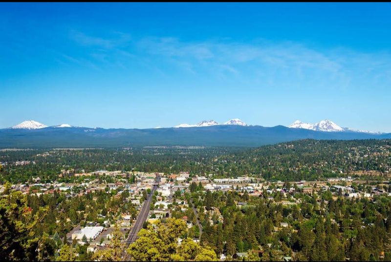 This Oregon town is becoming one of the loveliest places to retire for ...