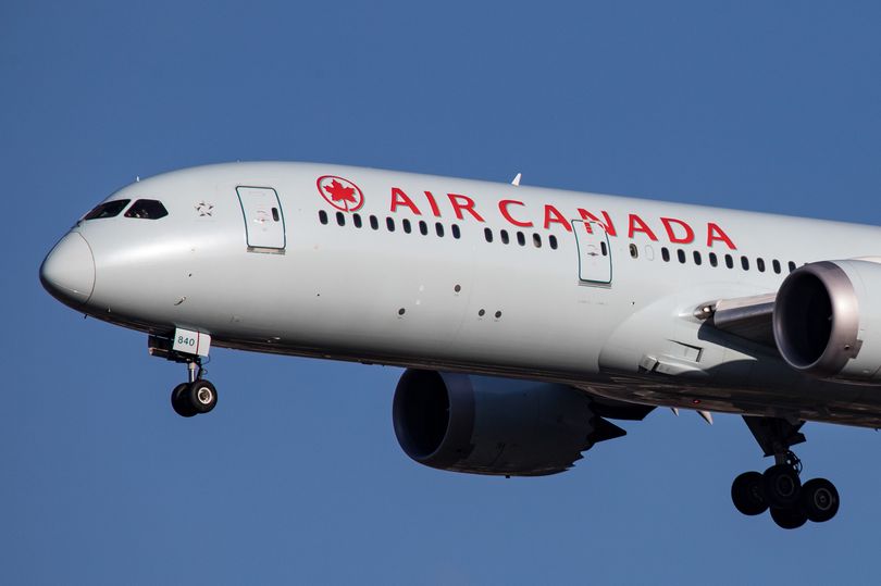 Edinburgh Air Canada flight turns back over Atlantic after mid-air ...