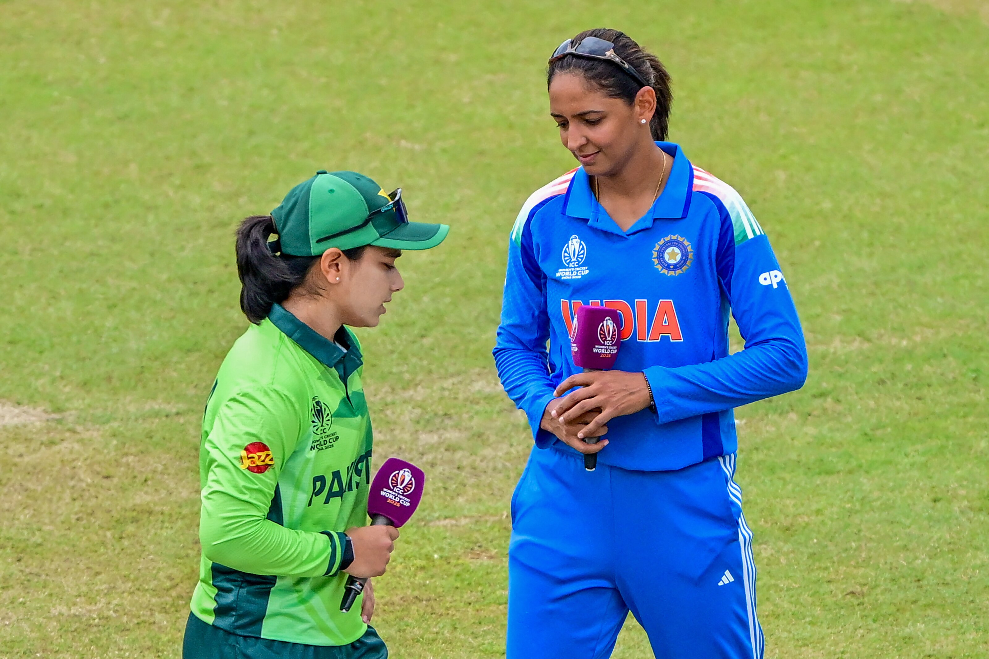 T20 World Cup: India's Harmanpreer Kaur refuses to shake hands with ...