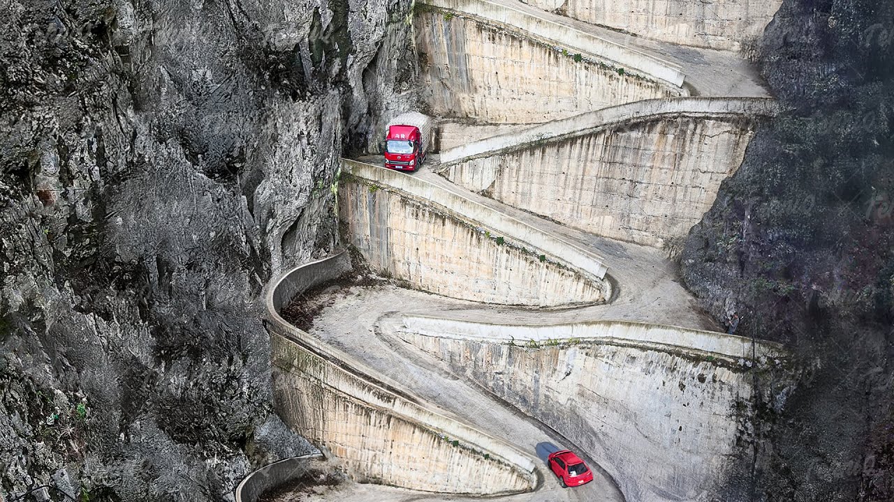 The impossible mountain road of China