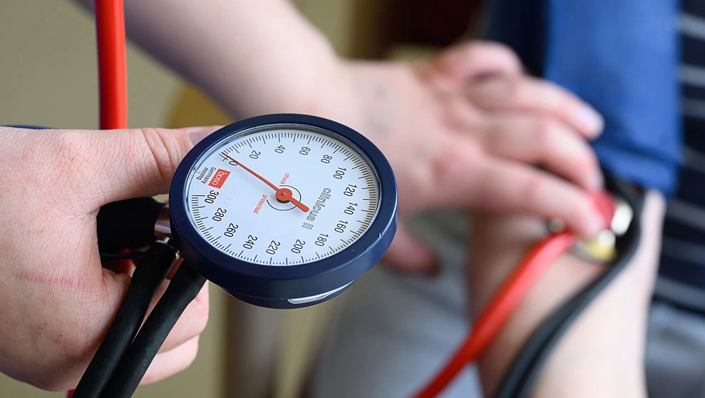 Recognizing and responding to severe high blood pressure